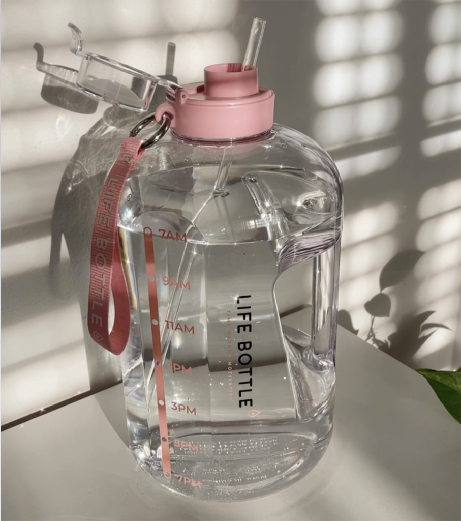 Drink More Water Daily | 7 Day Hydration Challenge - Laura Jade Prado