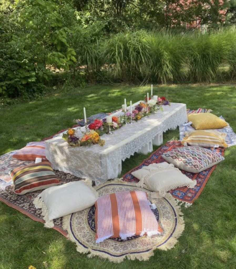 Springtime Garden Picnic | Party Planning - Laura Jade Prado