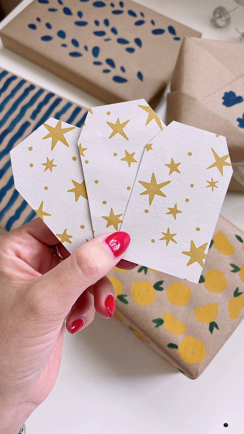 Painted Kraft Paper | Creative Gift Wrapping Ideas - Laura Jade Prado