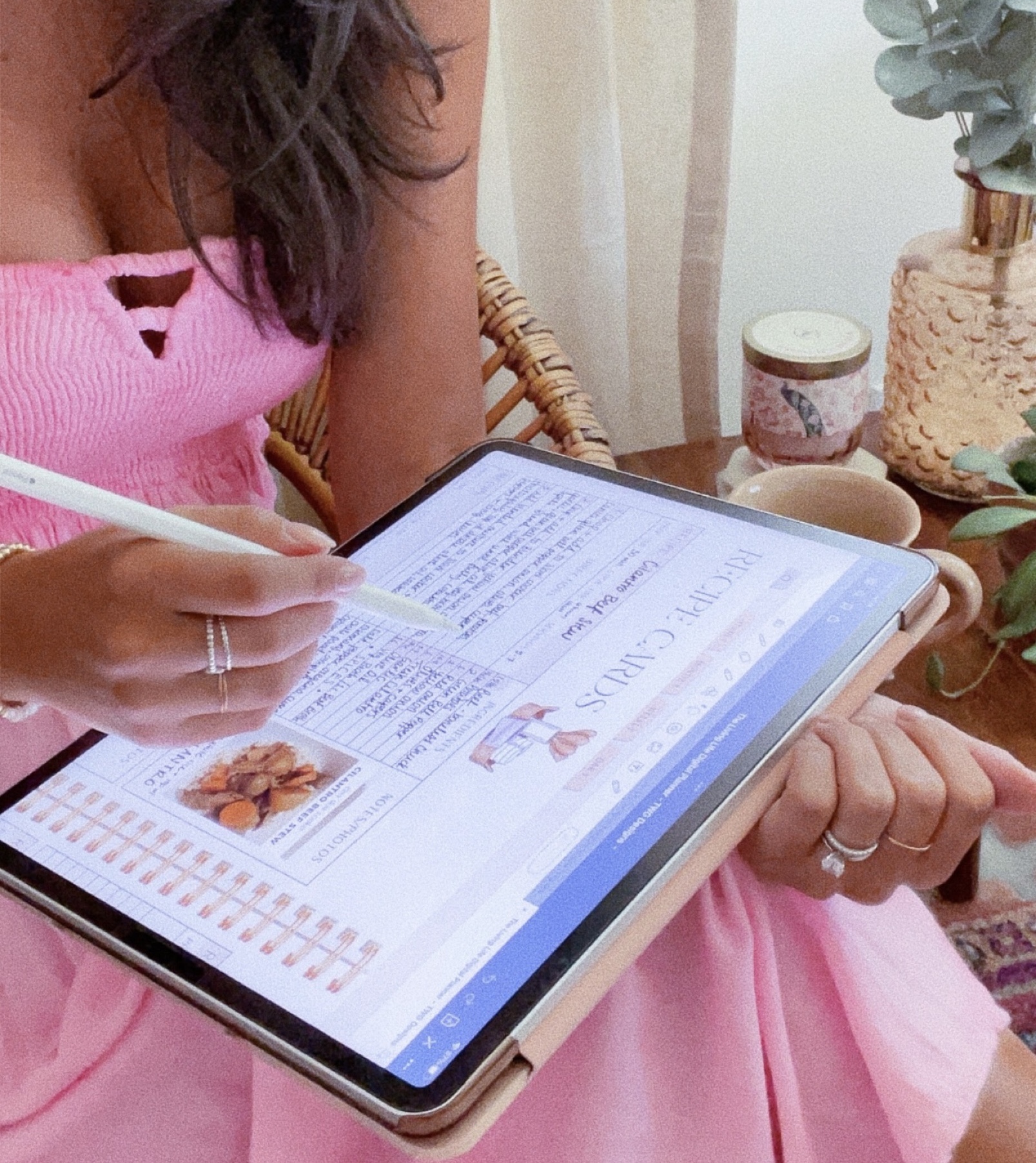 Paper vs Digital Planning | Find Your Planner Peace - Laura Jade Prado