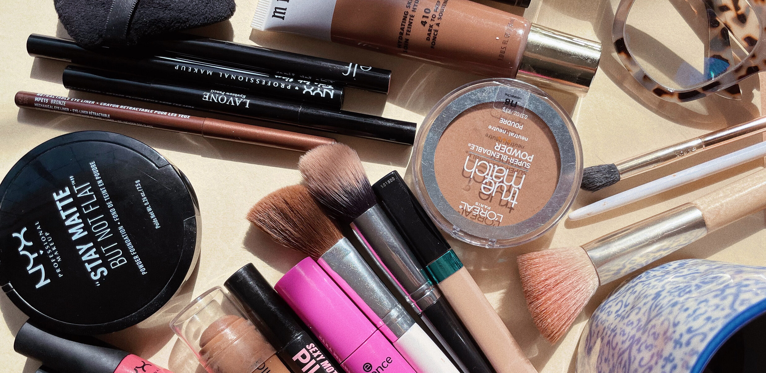 An Easy + Fresh Looking Minimal Everyday Makeup Look - Laura Jade Prado