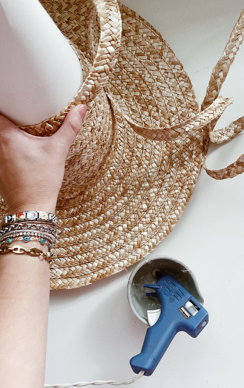 DIY Cottagecore Straw Witch Hat | Renaissance Festival - Laura Jade Prado