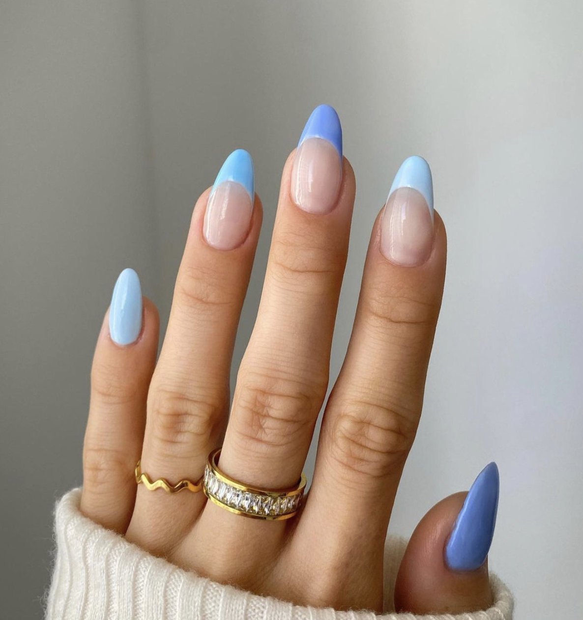Simple Summer Nails | Low Maintenance Short Nail Design Ideas - Laura ...