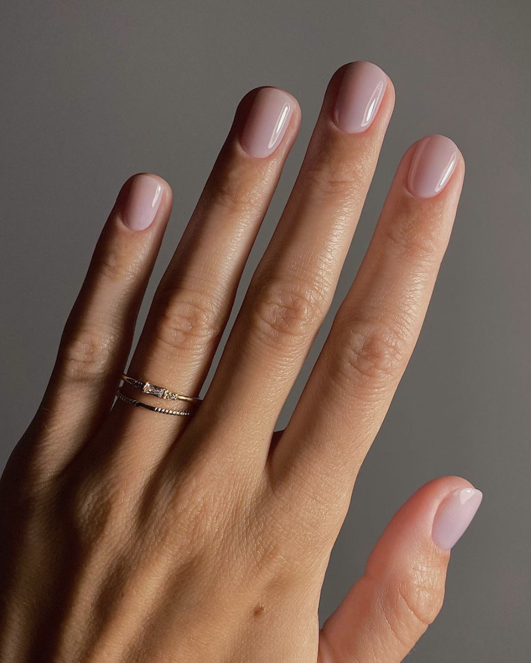 Simple Summer Nails | Low Maintenance Short Nail Design Ideas - Laura ...