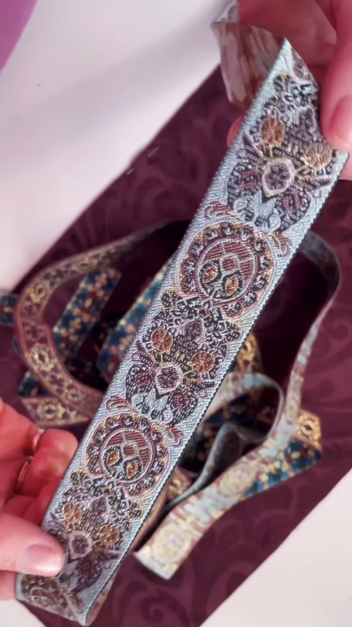 How to Make a Drawstring Bucket Bag | Pattern & Sewing Tutorial - Laura ...